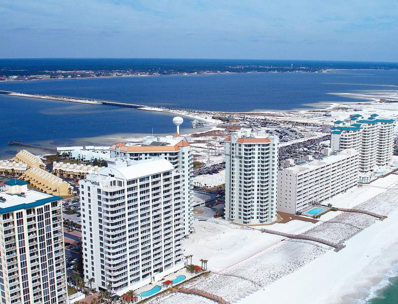 Sugar White Sand | Emerald Waters