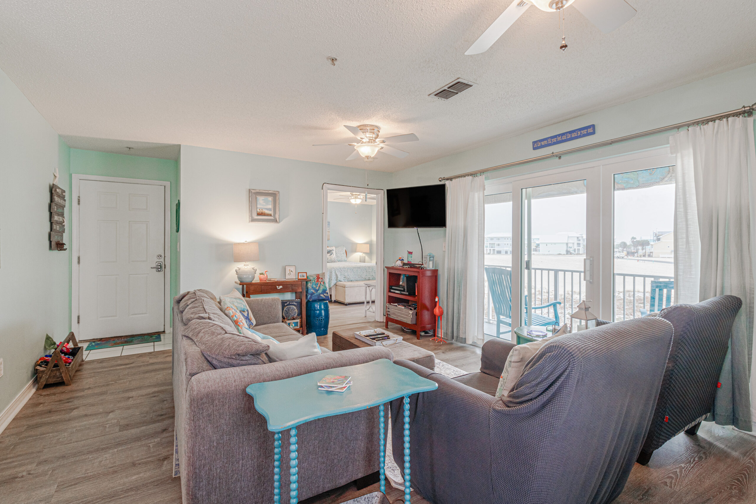 Mermaids Landing | Emerald Waters